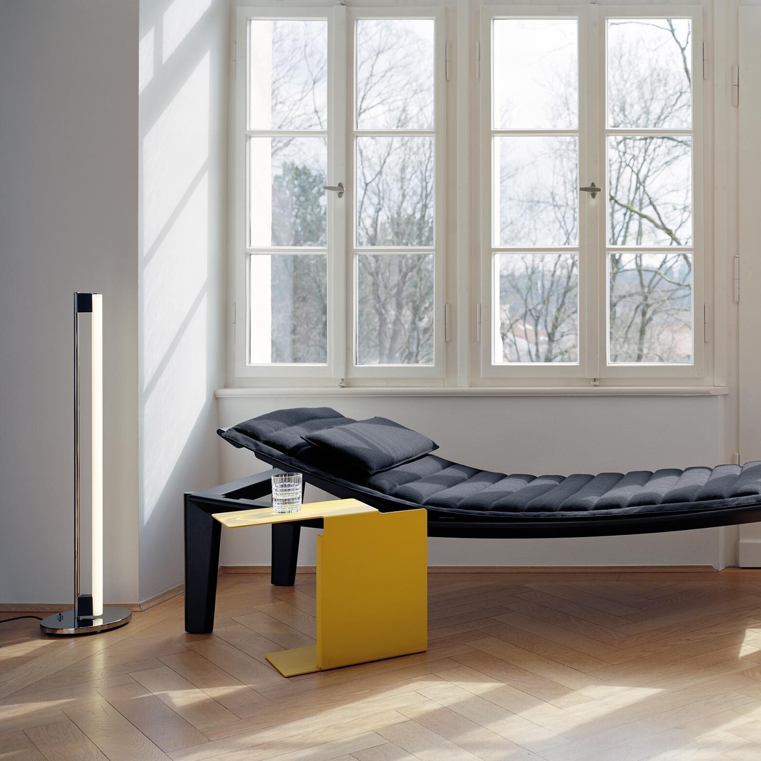 ClassiCon Tube Light - Lampadaire | AmbienteDirect