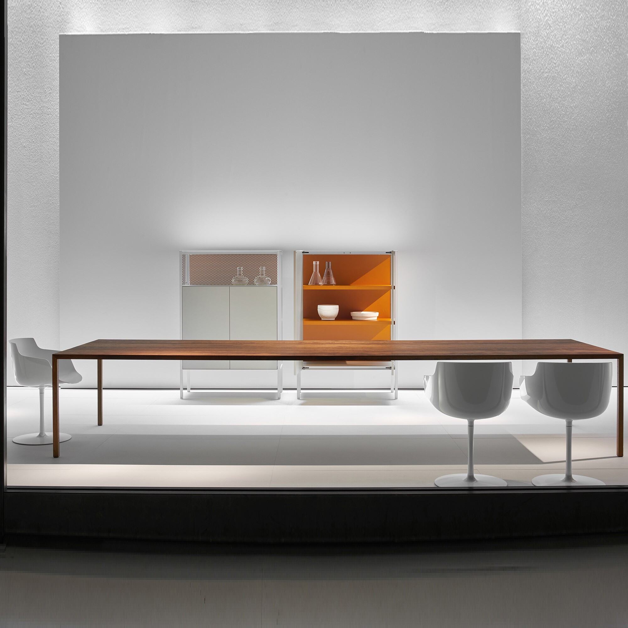 MDF Italia Tense Material Dining Table Wood H 73cm | AmbienteDirect