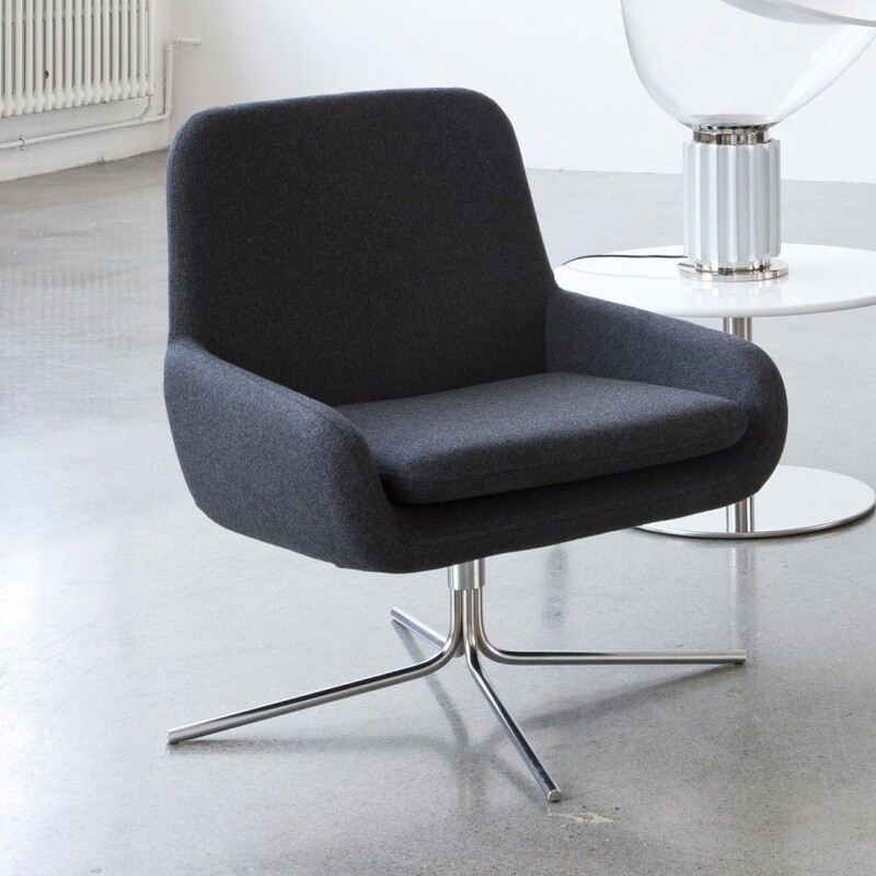 Softline Coco Swivel Chair | AmbienteDirect