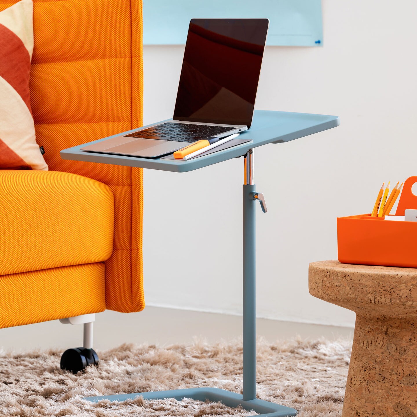 Vitra NesTable Side Table Height Adjustable | AmbienteDirect